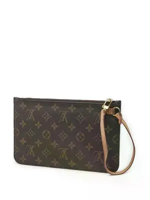 LOUIS VUITTON 2015 Monogram Neverfull Mm Pouch - Brown