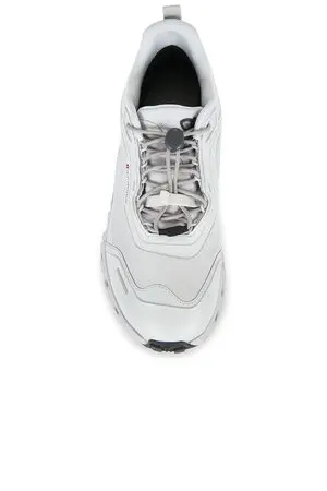 On Geo Waterproof Sneakers - Wolf & Wolf