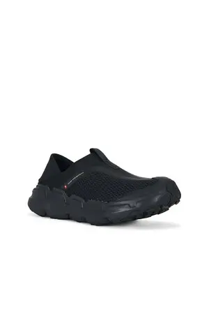 On Cloudsoma Moc Sneaker