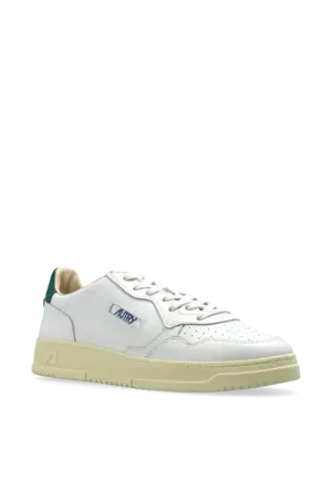 AUTRY Medalist Low Top Lace Up Sneakers - White