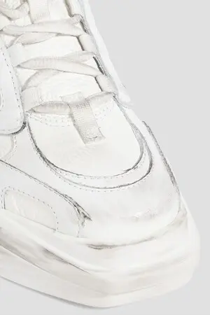 1017 Alyx 9sm Distressed Leather Exaggerated Sole Sneakers