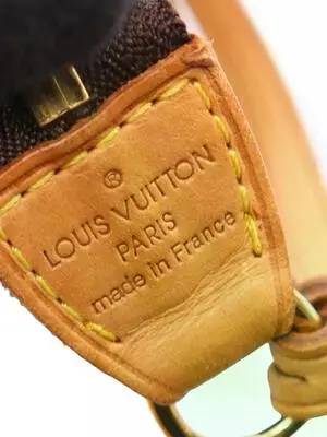 LOUIS VUITTON 2001 Monogram Pochette Accessoires Shoulder Bag