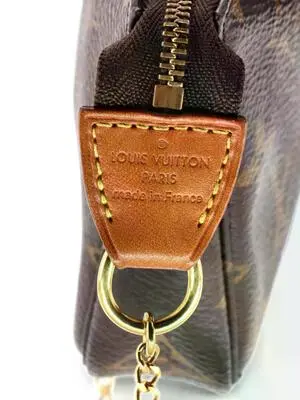 LOUIS VUITTON Pochette Accessoires Monogram Canvas Mini Clutch Bag
