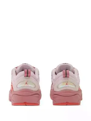 JORDAN Trunner O/s Sneakers - Pink