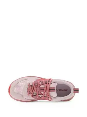 JORDAN Trunner O/s Sneakers