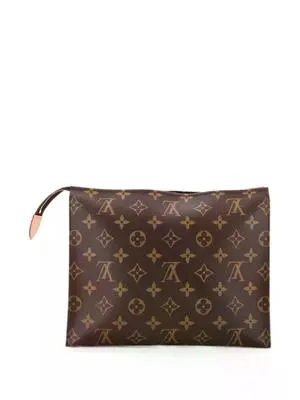 LOUIS VUITTON Toiletry Pouch Monogram Canvas 26 Clutch Bag