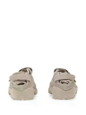 Nike Air Rift Sneakers