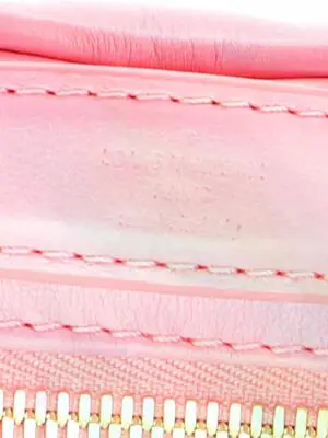 LOUIS VUITTON Heart Pouch Bag Bubblegram Leather Crossbody Bag - Pink