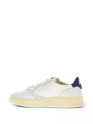 AUTRY Medalist Perforated Low-top Sneakers - White