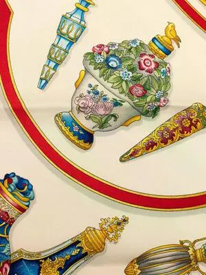 Hermès 2000-2026 Qu Importe Le Flacon Silk Scarf 90 Scarves