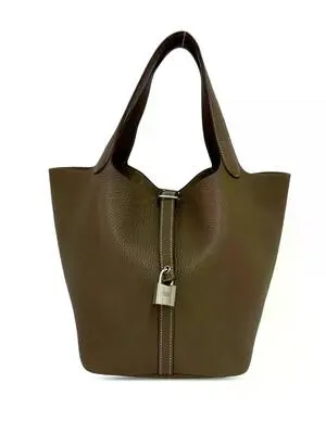 Hermès 2019 Clemence Picotin Lock 22 Handbag - Neutrals