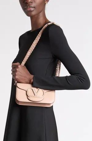 Valentino Garavani Small Locò Leather Shoulder Bag - Rose