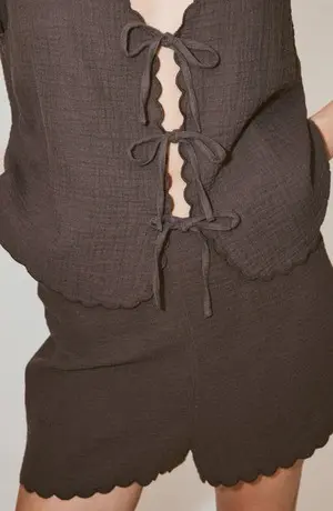 Mango Scalloped Double Gauze Tie-front Top