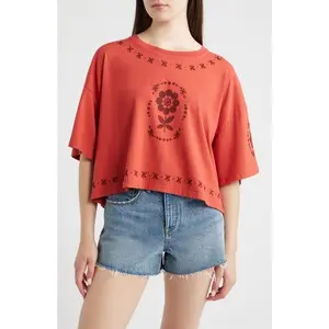Daydreamer Floral Graphic Cropped T-shirt
