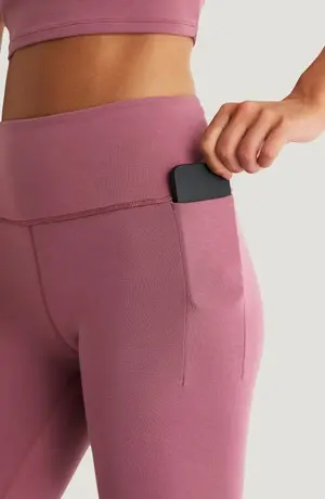 FREE FLY Terraflow Pocket Leggings - Plum