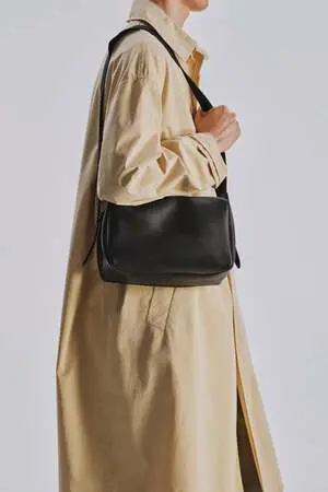 THE ROW Jerome Bag - Black