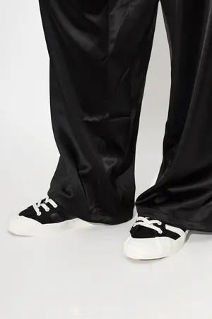 Y3 Nisi Low Top Sneakers