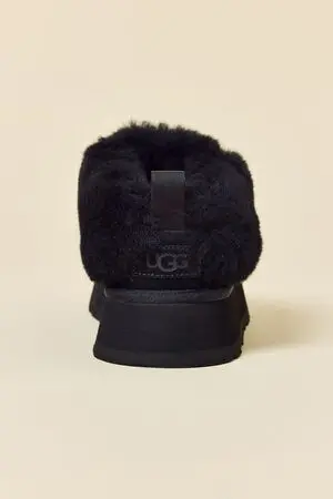 UGG Tazzelle Sheepskin Slipper