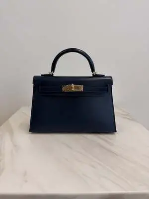 Hermès Kelly 20cm Box Leather Handbag With Permabrass Hardware - Blue