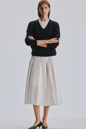 THE ROW Pihla V-neck Baby Cashmere Sweater - Dark Navy
