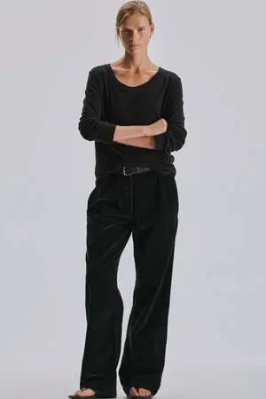 THE ROW Kalto Long Sleeve T-shirt - Black