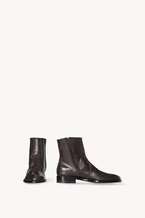 THE ROW Oscar Boot - Lacquer Brown