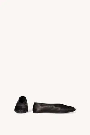 THE ROW Stella Slipper - Black