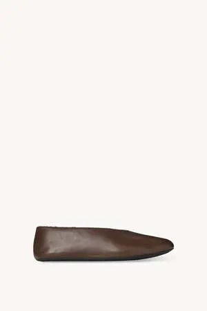 THE ROW Stella Slipper - Medium Brown