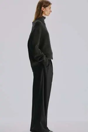 THE ROW Daniela Pleated Wool Twill Wide Leg Pants - Dark Navy
