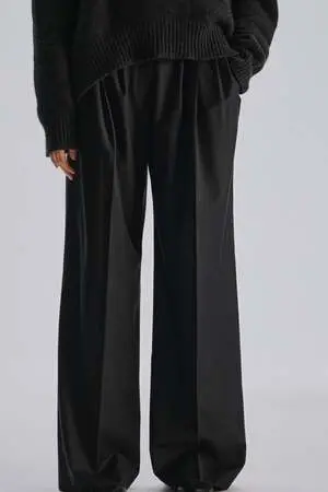 THE ROW Daniela Pleated Wool Twill Wide Leg Pants - Dark Navy