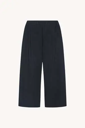 THE ROW Cosmo Short