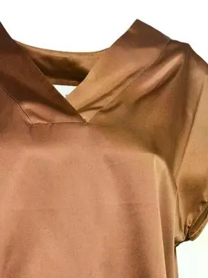 SOLOTRE Satin-finish V-neck Blouse
