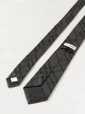 Burberry Check Silk Tie With A 7 Cm Width