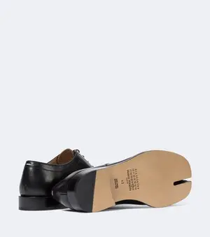 MAISON MARGIELA Tabi Leather Derby Shoes