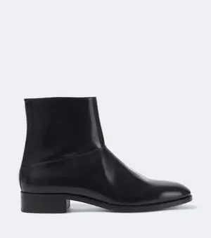 Valentino Garavani Vlogo Leather Ankle Boots
