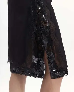 16Arlington Tirso Midi Skirt