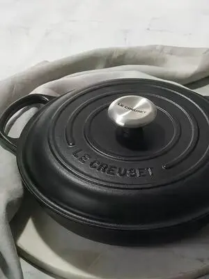 LE CREUSET Logo-embossed Lidded Casserole Dish