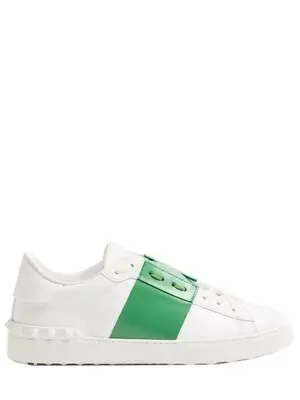 Valentino Garavani Contrast Calfskin Lace-up Sneakers With Rubber Stud Back Sole - Bianco