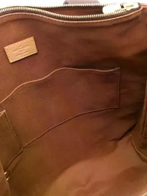 LOUIS VUITTON 2010 Cabas Beaubourg Tote Bag