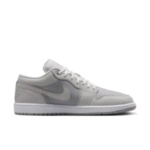 JORDAN 1 Low Se Athletic Shoes - White
