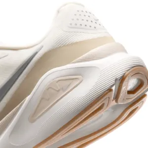 Nike Structure 26 Road Running Shoes