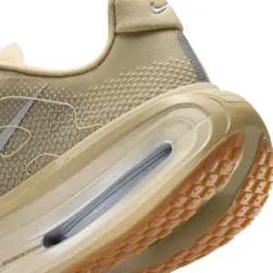 Nike Vomero Premium Road Running Shoes - Brown