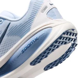 Nike Vomero 18 Road Running Shoes - Blue