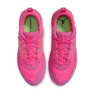 JORDAN Trunner O/s Shoes