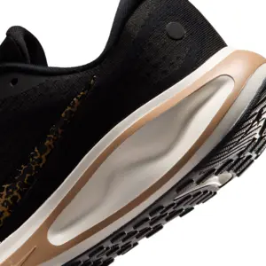 Nike Journey Run Road Running Shoes - Black