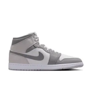 JORDAN 1 Mid Se Athletic Shoes - White