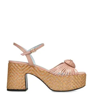 Valentino Garavani Leather Coeur Royal Platform Sandals 80 - Pink