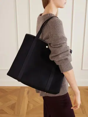 Rue De Verneuil Traversée Canvas Tote