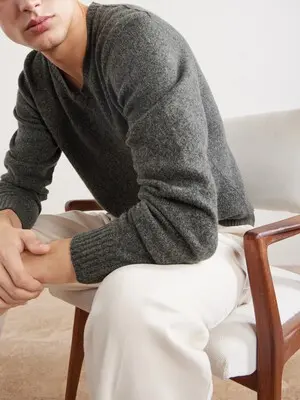 Hartford Wool V-neck Sweater - Gray