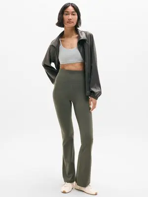 Athleta Salutation Stash Flare Pant - Jungle